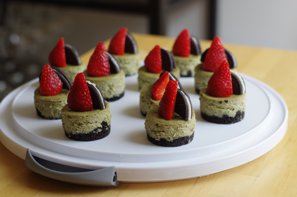 Mini Matcha Cheesecakes Recipe | Living Life Crazy
